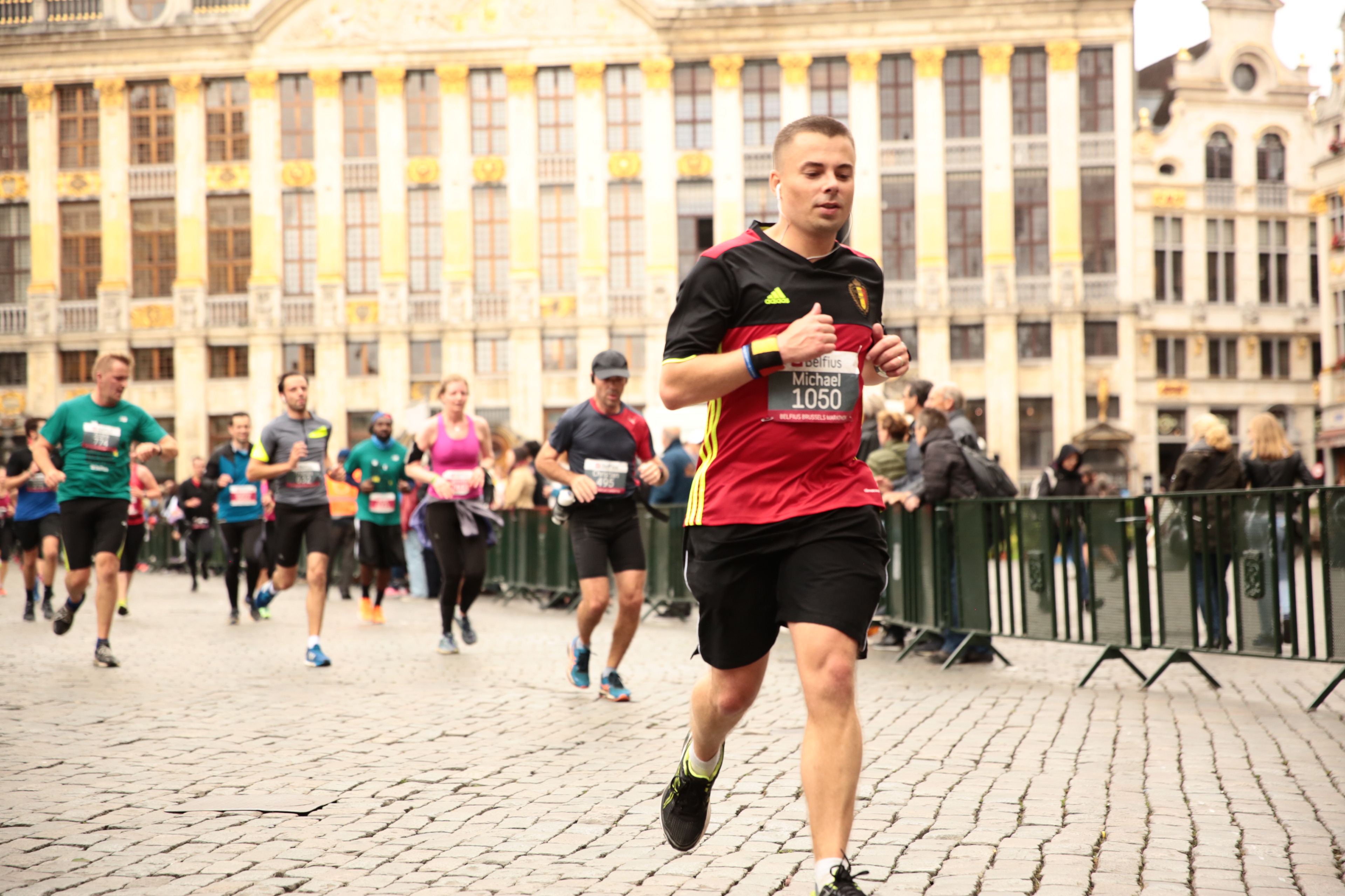 Mike Harley is running for our lives in Amsterdam. - Anil van der Zee